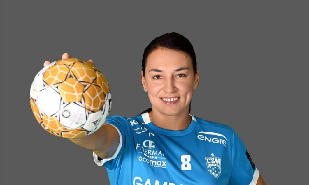 O legendă a handbalului mondial părăsește terenul. Dar Cristina Neagu ...