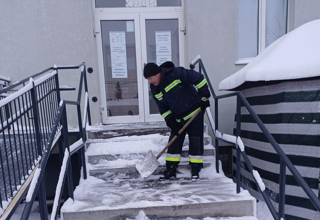 SVSU Voluntari, intervenții în teren pentru deszăpezire - Metropola TV